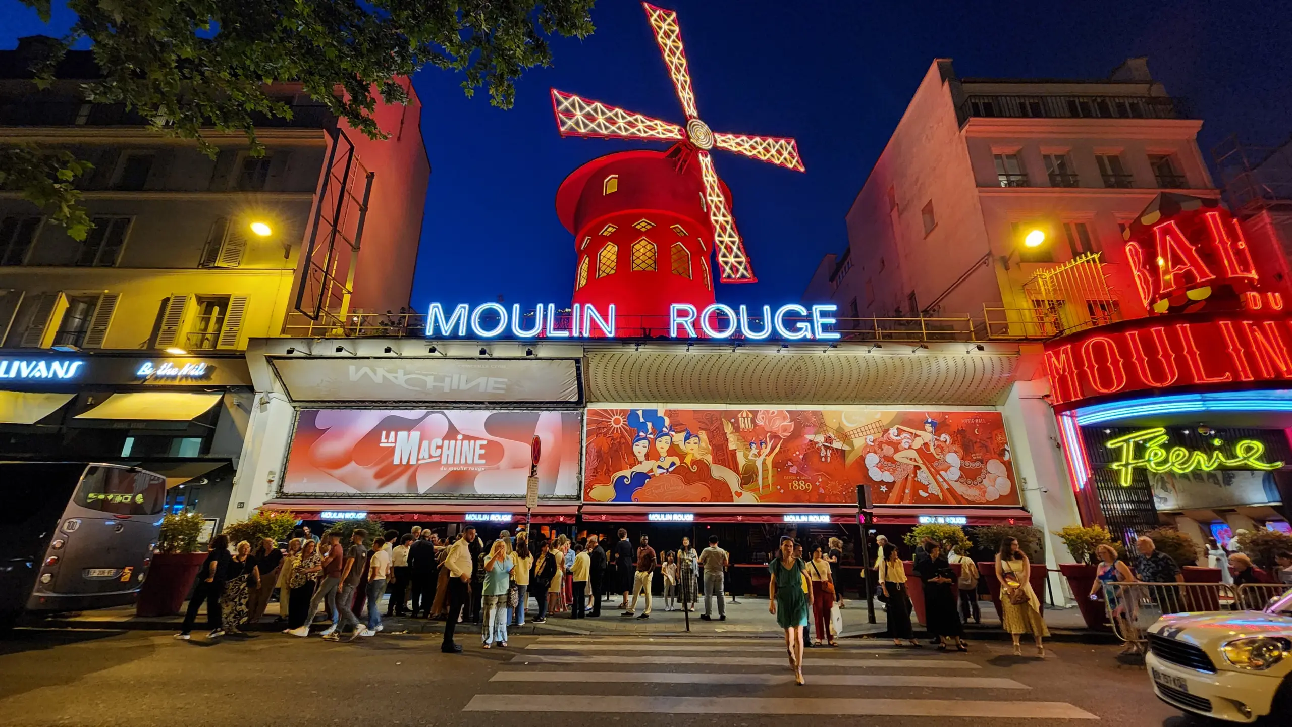 Moulin Rouge – Dinner & VIP Show Experience | Bubbly Living - Find Your ...