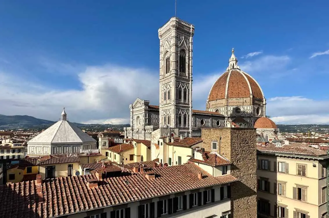 Giotto’s Bell Tower: A Journey to Florence's Architectural Gem | Bubbly ...
